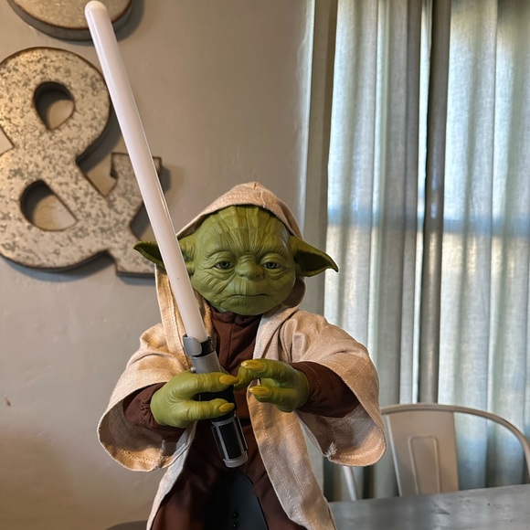 Star Wars | Toys | Star Wars Legendary Jedi Master Yoda Collection ...